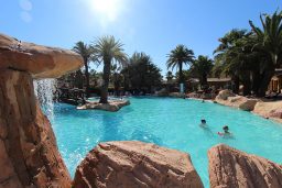 Premier parc aquatique d'Europe : Pirates World au Cap d'Agde