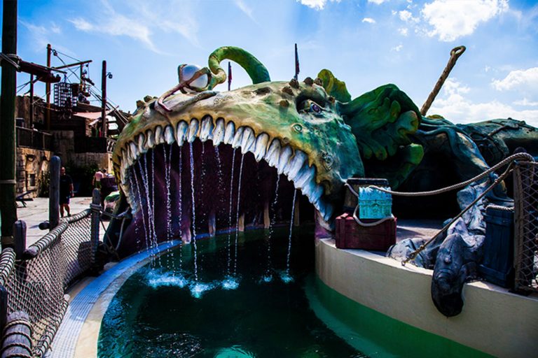 Premier parc aquatique d'Europe : Pirates World au Cap d'Agde